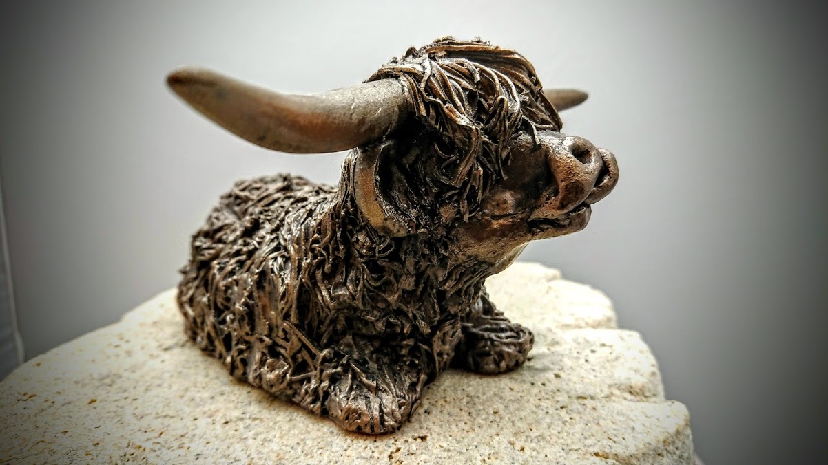 Frith Sculpture - Highland Bull Sitting - Celtic Croft
